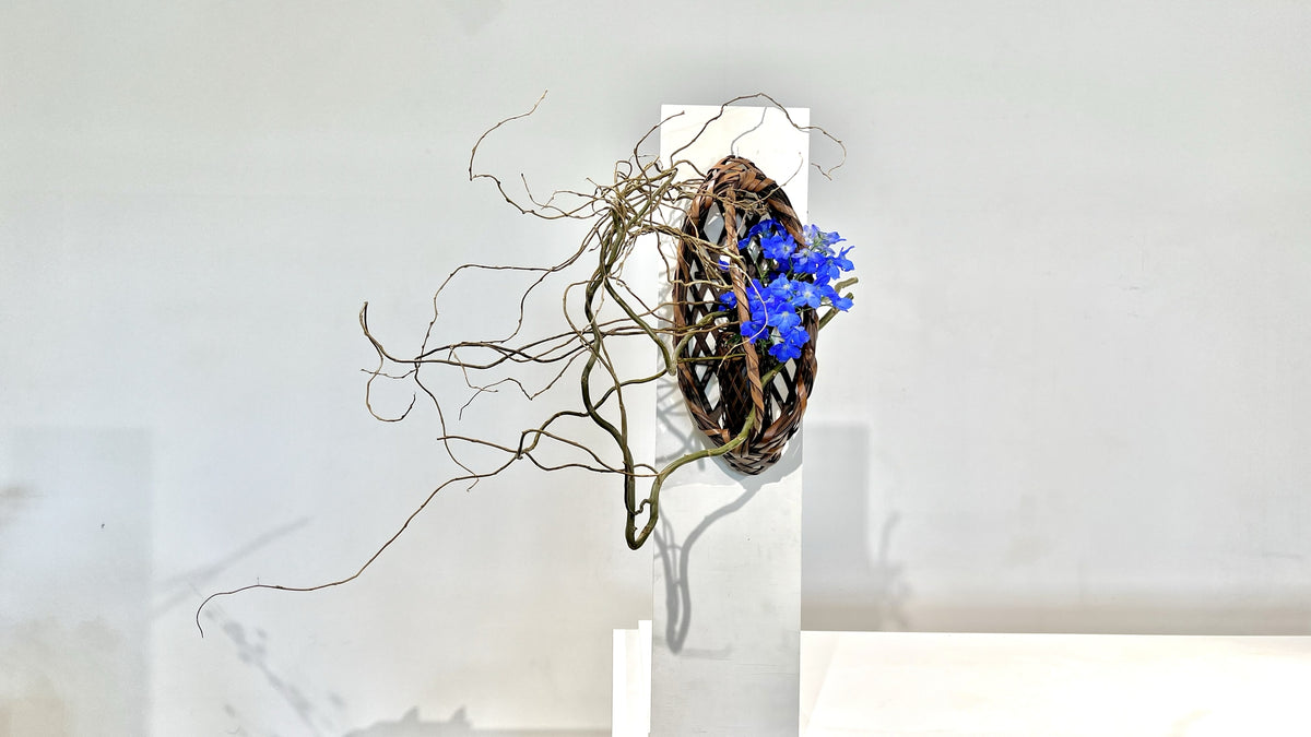 5-16 Kakebana, Tsuribana by Ms.Seishu Okamoto – anytime SOGETSU