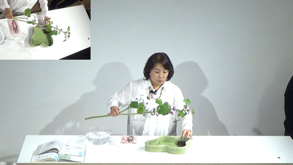 1-7 Basic Slanting Style Moribana by Ms.Kumiko Kato – anytime SOGETSU